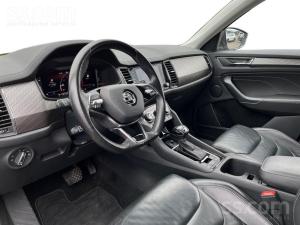 Grey Skoda Karoq 2023 in Riga, with an engine capacity of 1.50 L and mileage of 93 thousand km for 26700 €, photo 12 on AUTOMOTO.COM.LV