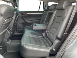 Grey Skoda Karoq 2023 in Riga, with an engine capacity of 1.50 L and mileage of 93 thousand km for 26700 €, photo 16 on AUTOMOTO.COM.LV