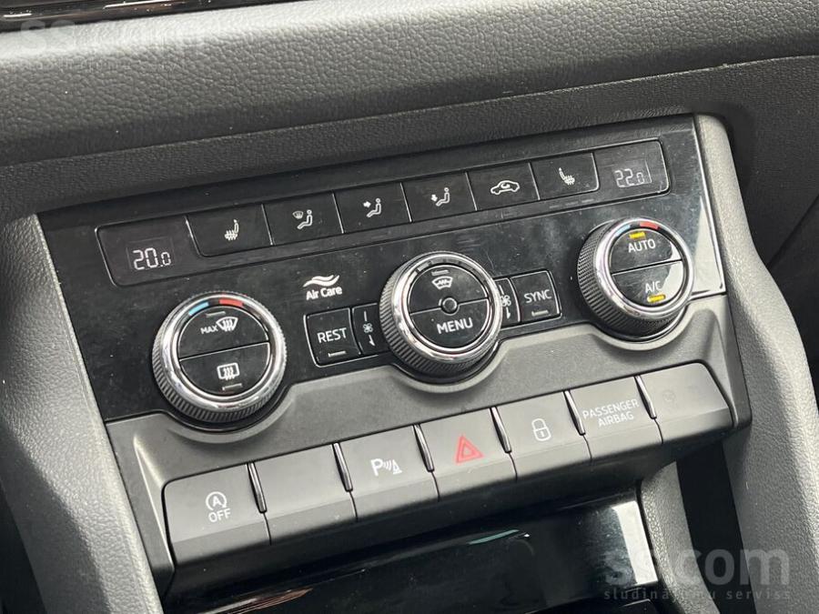 Grey Skoda Karoq 2023 in Riga, with an engine capacity of 1.50 L and mileage of 93 thousand km for 26700 €, photo 23 on AUTOMOTO.COM.LV