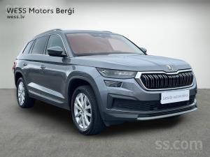 Grey Skoda Karoq 2023 in Riga, with an engine capacity of 1.50 L and mileage of 93 thousand km for 26700 €, photo 27 on AUTOMOTO.COM.LV