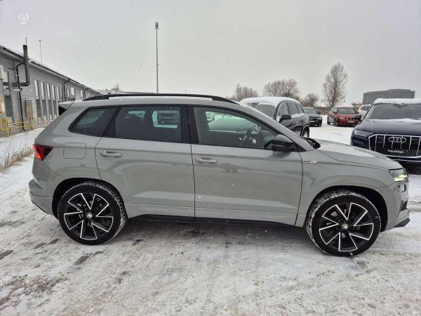 Grey Skoda Karoq 2024 in Siauliai, with an engine capacity of 1.98 L and mileage of 13 thousand km for 32000 €, photo 3 on AUTOMOTO.COM.LV