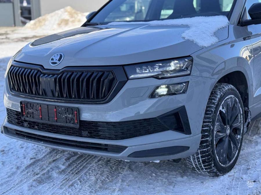 Pelēks Skoda Karoq 2024 Šauļi, ar dzinēja tilpumu 1.50 L un nobraukumu 14 tūkst. km par 16900 €, foto 6 vietnē AUTOMOTO.COM.LV
