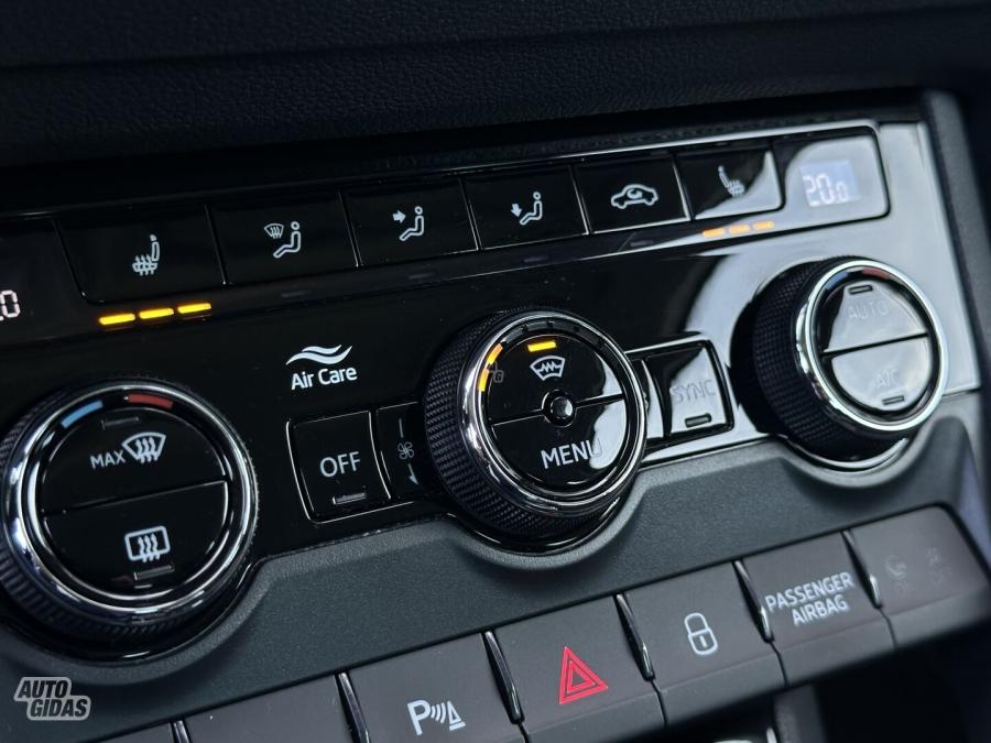 Pelēks Skoda Karoq 2024 Kauņa, ar dzinēja tilpumu 1.50 L un nobraukumu 88 tūkst. km par 27271 €, foto 32 vietnē AUTOMOTO.COM.LV