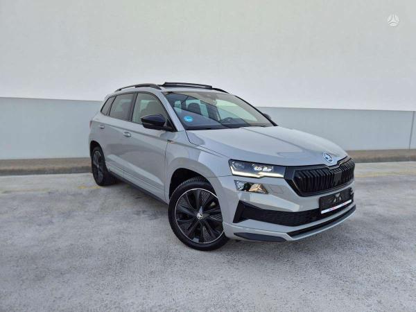 Pelēks Skoda Karoq 2024 Kauņa, ar dzinēja tilpumu 1.50 L un nobraukumu 180 tūkst. km par 16500 €, foto 1 vietnē AUTOMOTO.COM.LV