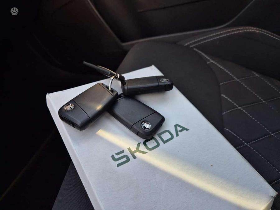 Grey Skoda Karoq 2024 in Kaunas, with an engine capacity of 1.50 L and mileage of 180 thousand km for 16500 €, photo 24 on AUTOMOTO.COM.LV