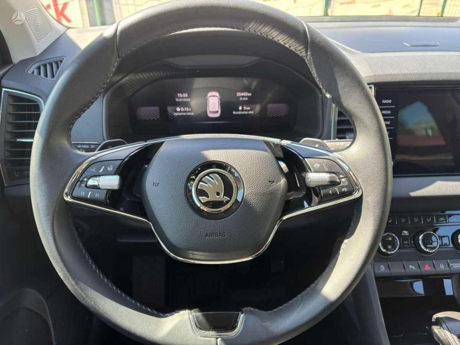 Pelēks Skoda Karoq 2024 Klaipėda, ar dzinēja tilpumu 1.50 L un nobraukumu 35 tūkst. km par 22200 €, foto 10 vietnē AUTOMOTO.COM.LV