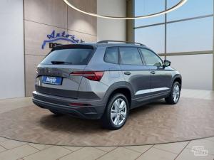 Grey Skoda Karoq 2025 in Kaunas, with an engine capacity of 1.00 L and mileage of 21 thousand km for 27888 €, photo 5 on AUTOMOTO.COM.LV