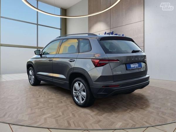 Grey Skoda Karoq 2025 in Kaunas, with an engine capacity of 1.00 L and mileage of 21 thousand km for 27888 €, photo 3 on AUTOMOTO.COM.LV