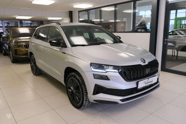 Grey Skoda Karoq 2025 in Vilnius, with an engine capacity of 1.50 L and mileage of 5 thousand km for 31600 €, photo 3 on AUTOMOTO.COM.LV