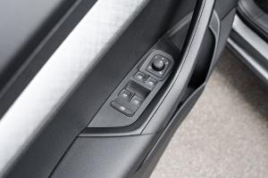 Grey Skoda Karoq 2025 in Riga, with an engine capacity of 2.00 L and mileage of 36 thousand km for 28950 €, photo 10 on AUTOMOTO.COM.LV