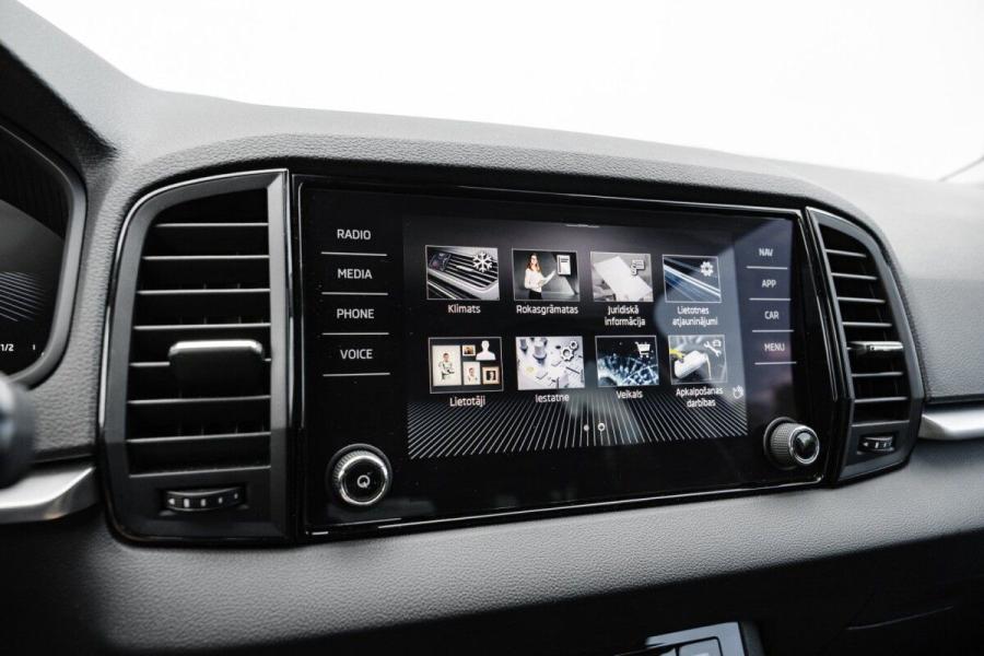 Grey Skoda Karoq 2025 in Riga, with an engine capacity of 2.00 L and mileage of 36 thousand km for 28950 €, photo 23 on AUTOMOTO.COM.LV