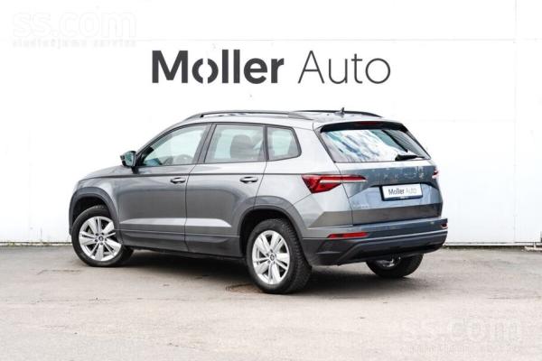 Pelēks Skoda Karoq 2025 Rīga, ar dzinēja tilpumu 2.00 L un nobraukumu 36 tūkst. km par 28950 €, foto 3 vietnē AUTOMOTO.COM.LV