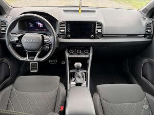 Серый Шкода Karoq 2025 в Укмерге, объемом двигателя 1.50 л и пробегом 28 тыс. км за 15600 €, фото 14 на AUTOMOTO.COM.LV