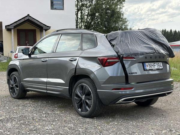 Skoda Karoq 2025 Ukmergė vietnē Pelēks Skoda Karoq 2025 Ukmergė, ar dzinēja tilpumu 1.50 L un nobraukumu 28 tūkst. km par 15500 €, foto 6 vietnē AUTOMOTO.COM.LV