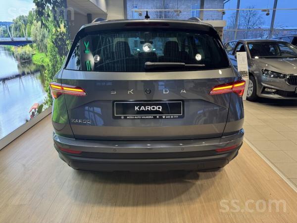 Pelēks Skoda Karoq 2026 Valmiera, ar dzinēja tilpumu 1.50 L un nobraukumu 6 tūkst. km par 34150 €, foto 6 vietnē AUTOMOTO.COM.LV
