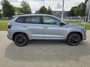 Pelēks Skoda Karoq 2026 Šauļi, ar dzinēja tilpumu 1.50 L un nobraukumu 0 tūkst. km par 33025 €, foto 5 vietnē AUTOMOTO.COM.LV