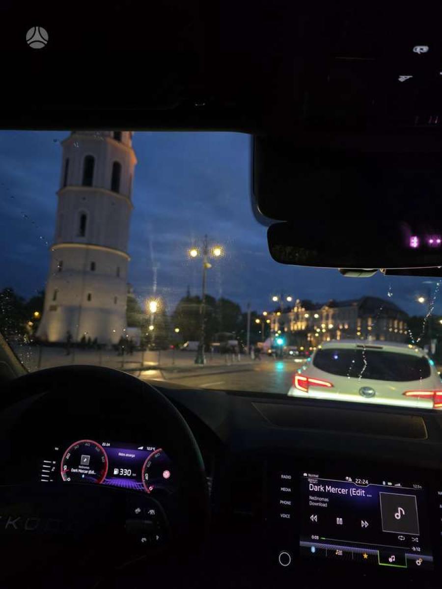 Серый Шкода Karoq 2026 в Вильнюс, объемом двигателя 1.50 л и пробегом 2 тыс. км за 34000 €, фото 36 на AUTOMOTO.COM.LV