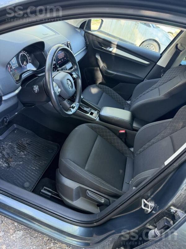 Grey Skoda Karoq 2020 in Limbazi, with an engine capacity of 1.60 L and mileage of 266 thousand km for 10800 €, photo 6 on AUTOMOTO.COM.LV
