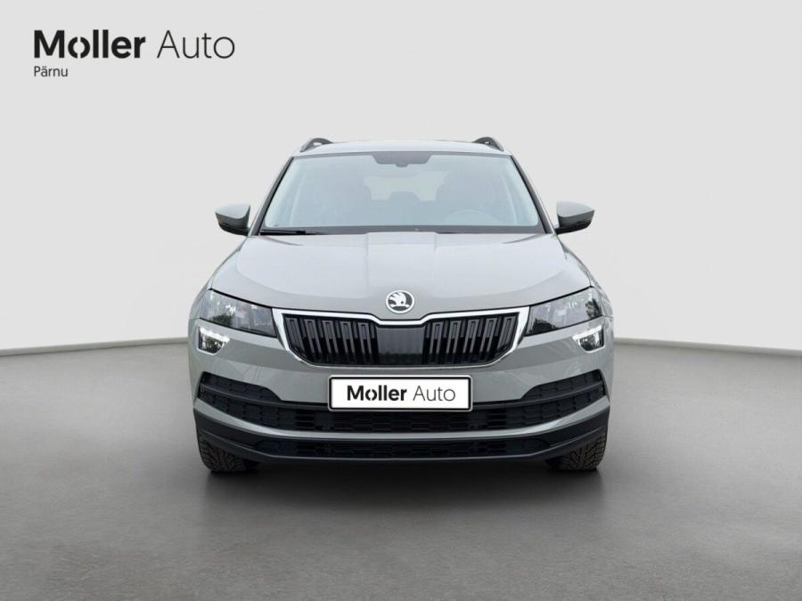 Grey Skoda Karoq 2021 in Parnu, with an engine capacity of 1.50 L and mileage of 86 thousand km for 19900 €, photo 4 on AUTOMOTO.COM.LV