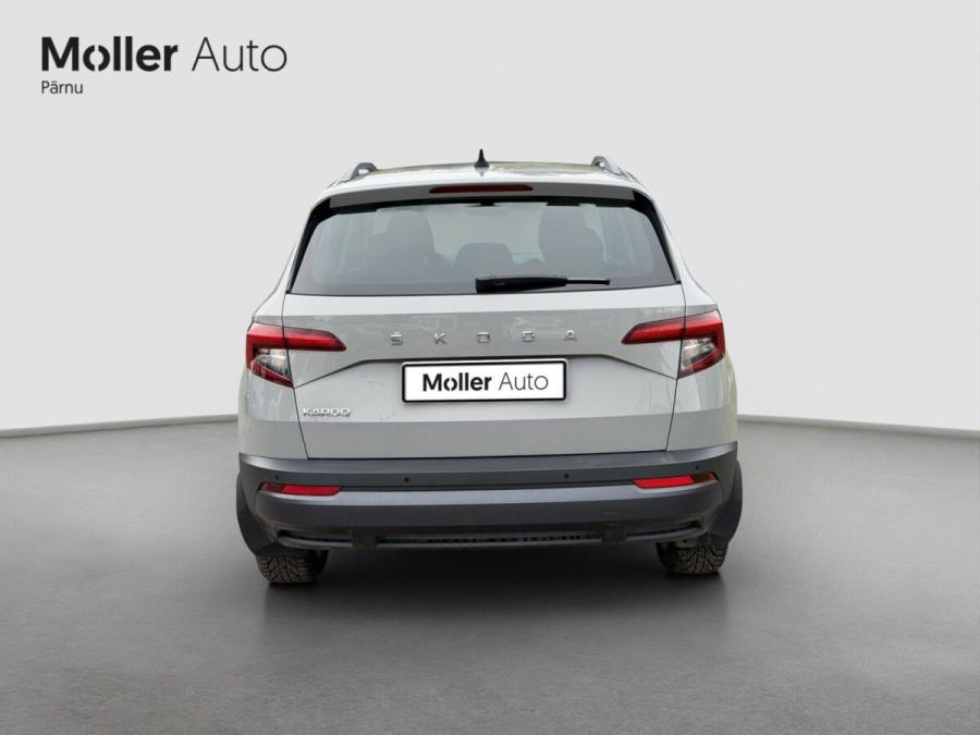 Grey Skoda Karoq 2021 in Parnu, with an engine capacity of 1.50 L and mileage of 86 thousand km for 19900 €, photo 5 on AUTOMOTO.COM.LV
