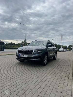 Grey Skoda Karoq 2022 in Klaipeda, with an engine capacity of 1.97 L and mileage of 199 thousand km for 22800 €, photo 5 on AUTOMOTO.COM.LV