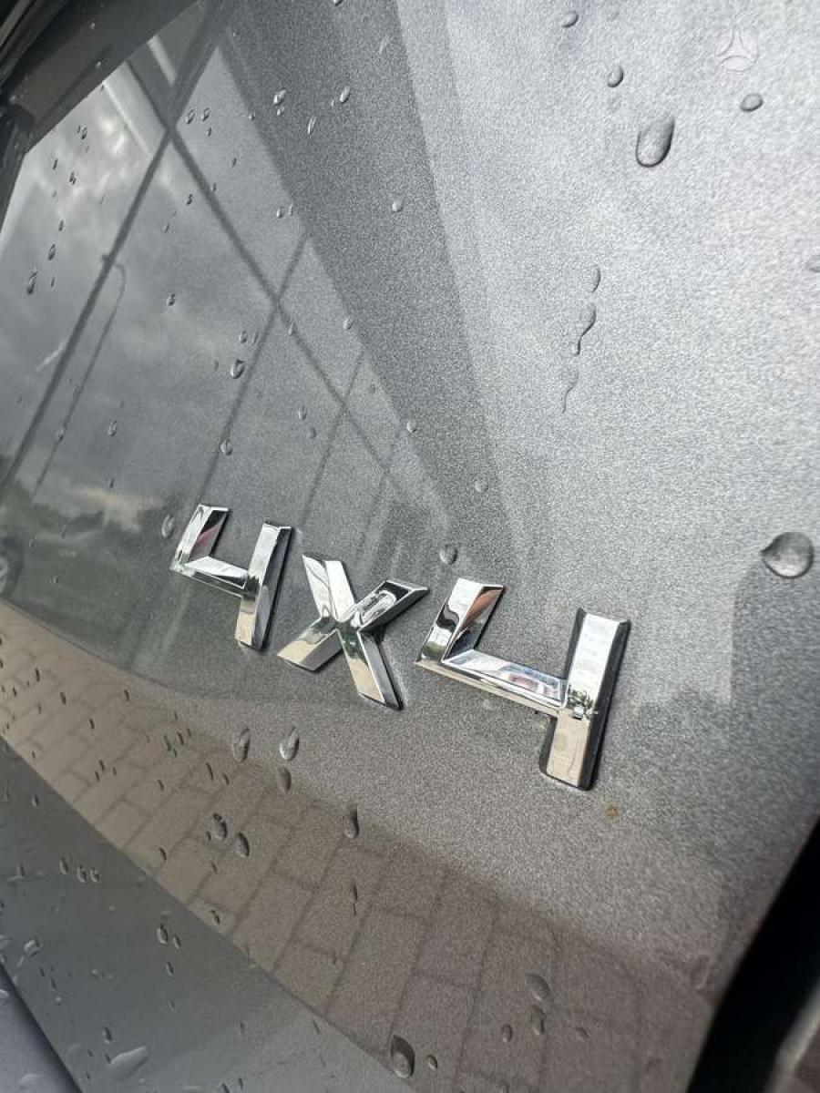 Grey Skoda Karoq 2022 in Klaipeda, with an engine capacity of 1.97 L and mileage of 199 thousand km for 22800 €, photo 8 on AUTOMOTO.COM.LV