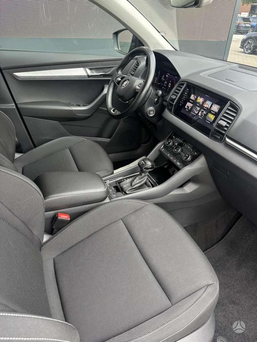 Grey Skoda Karoq 2022 in Klaipeda, with an engine capacity of 1.97 L and mileage of 199 thousand km for 22800 €, photo 10 on AUTOMOTO.COM.LV