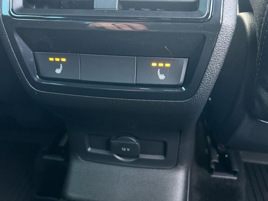Grey Skoda Karoq 2026 in Parnu, with an engine capacity of 1.50 L and mileage of 6 thousand km for 35900 €, photo 11 on AUTOMOTO.COM.LV