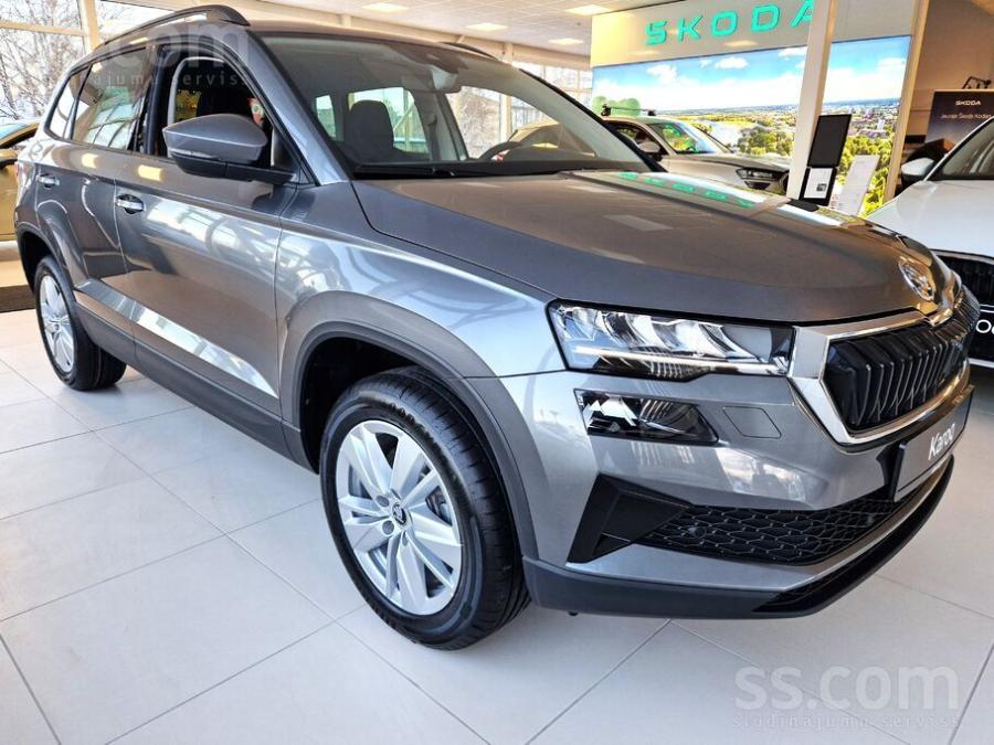 Серый Шкода Karoq 2025 в Елгава, объемом двигателя 1.50 л и пробегом 0 тыс. км за 30990 €, фото 1 на AUTOMOTO.COM.LV