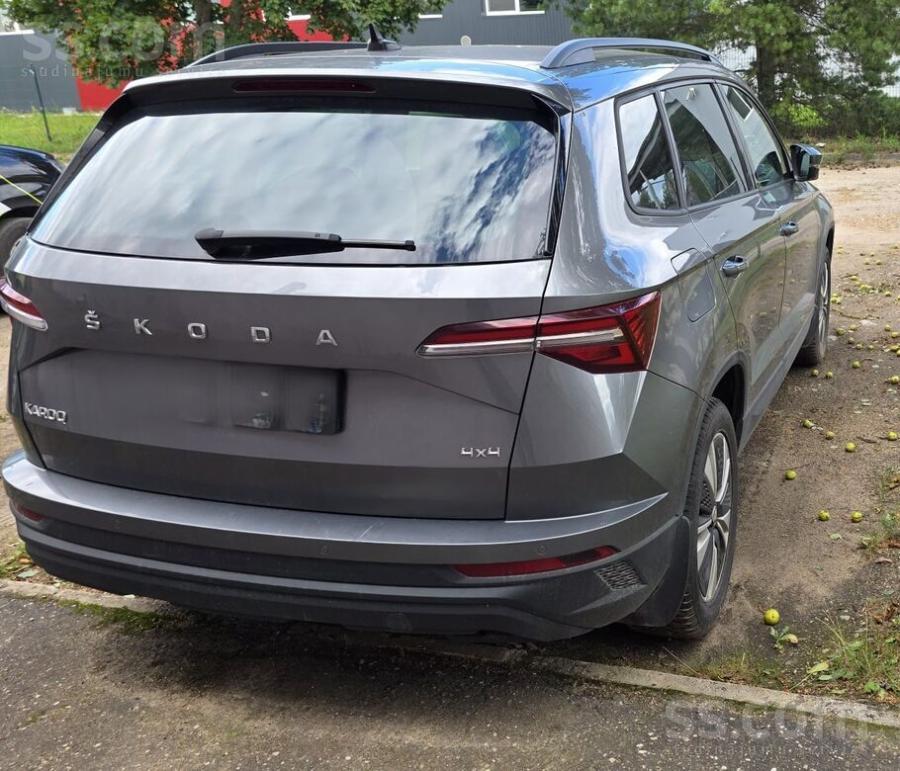 Pelēks Skoda Karoq 2022 Daugavpils, ar dzinēja tilpumu 2.00 L un nobraukumu 151 tūkst. km par 17600 €, foto 5 vietnē AUTOMOTO.COM.LV