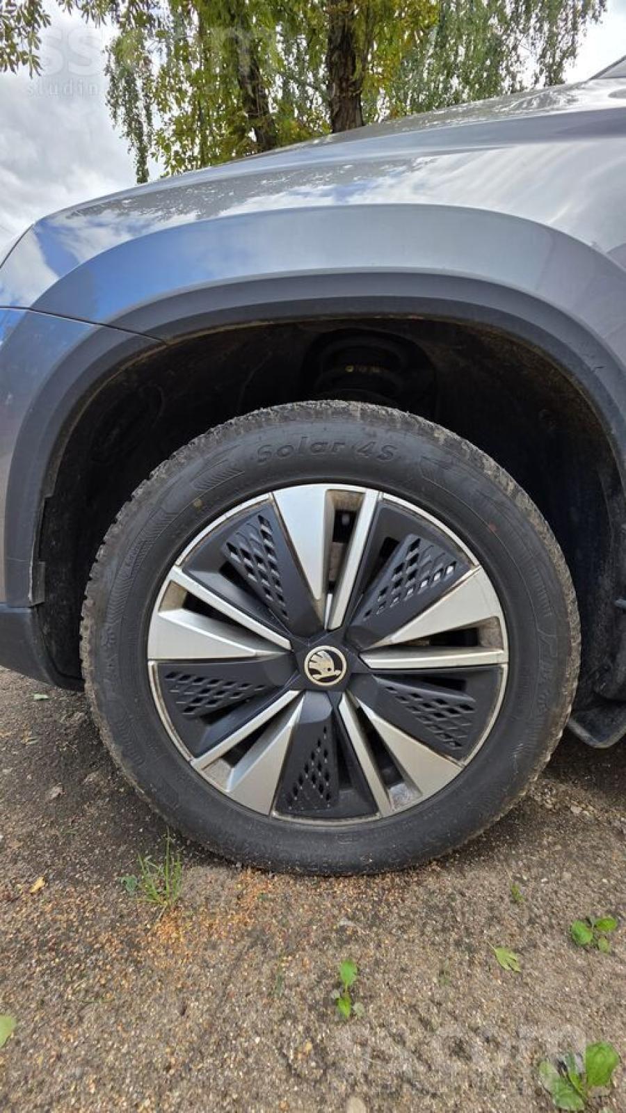 Pelēks Skoda Karoq 2022 Daugavpils, ar dzinēja tilpumu 2.00 L un nobraukumu 151 tūkst. km par 17600 €, foto 8 vietnē AUTOMOTO.COM.LV