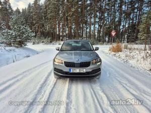 Pelēks Skoda Karoq 2018 Tallina, ar dzinēja tilpumu 1.60 L un nobraukumu 82 tūkst. km par 18400 €, foto 3 vietnē AUTOMOTO.COM.LV