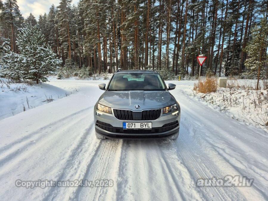 Pelēks Skoda Karoq 2018 Tallina, ar dzinēja tilpumu 1.60 L un nobraukumu 82 tūkst. km par 18400 €, foto 3 vietnē AUTOMOTO.COM.LV