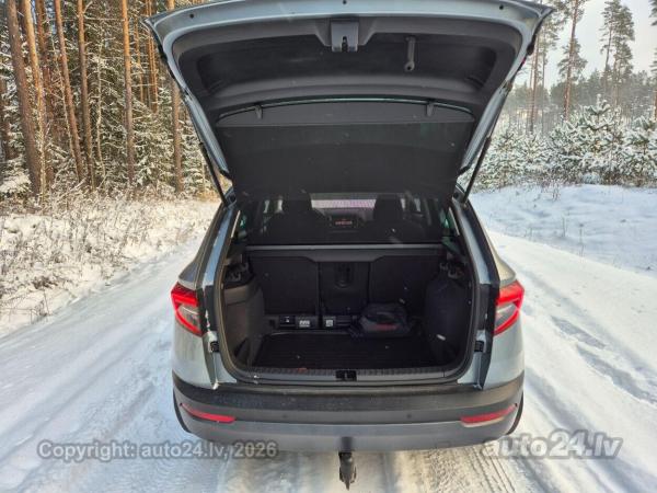 Grey Skoda Karoq 2018 in Tallinn, with an engine capacity of 1.60 L and mileage of 82 thousand km for 18400 €, photo 7 on AUTOMOTO.COM.LV