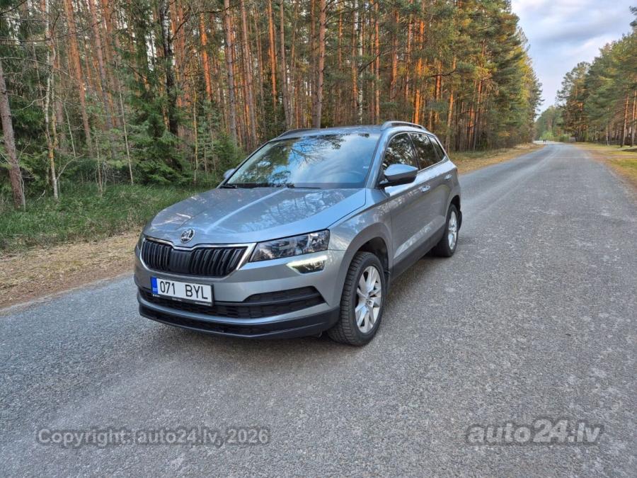 Pelēks Skoda Karoq 2018 Tallina, ar dzinēja tilpumu 1.60 L un nobraukumu 83 tūkst. km par 17900 €, foto 1 vietnē AUTOMOTO.COM.LV