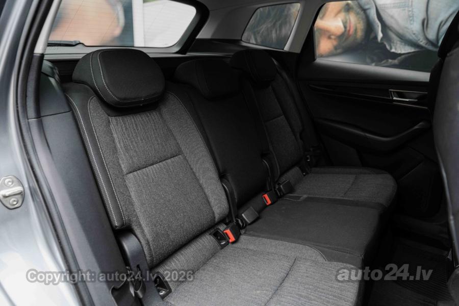 Pelēks Skoda Karoq 2018 Tallina, ar dzinēja tilpumu 1.50 L un nobraukumu 76 tūkst. km par 17900 €, foto 12 vietnē AUTOMOTO.COM.LV