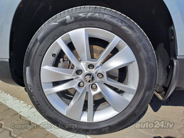 Grey Skoda Karoq 2018 in Tartu, with an engine capacity of 1.50 L and mileage of 125 thousand km for 12900 €, photo 7 on AUTOMOTO.COM.LV