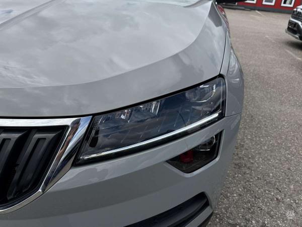 Grey Skoda Karoq 2018 in Vilnius, with an engine capacity of 1.50 L and mileage of 235 thousand km for 14990 €, photo 6 on AUTOMOTO.COM.LV