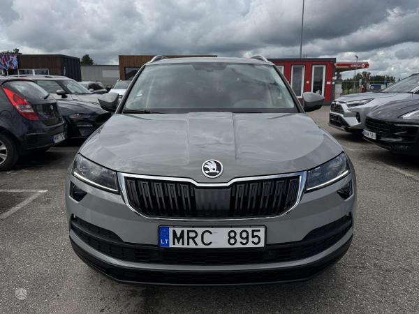 Grey Skoda Karoq 2018 in Vilnius, with an engine capacity of 1.50 L and mileage of 235 thousand km for 14990 €, photo 8 on AUTOMOTO.COM.LV