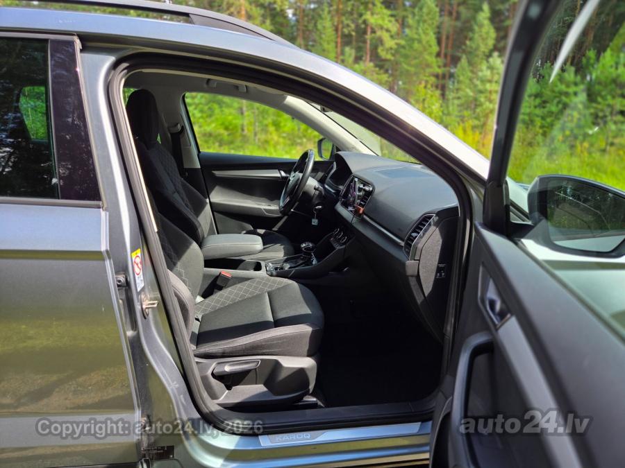 Grey Skoda Karoq 2018 in Tallinn, with an engine capacity of 1.60 L and mileage of 88 thousand km for 17800 €, photo 6 on AUTOMOTO.COM.LV