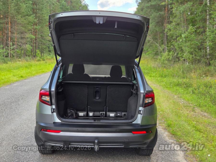 Grey Skoda Karoq 2018 in Tallinn, with an engine capacity of 1.60 L and mileage of 88 thousand km for 17800 €, photo 10 on AUTOMOTO.COM.LV