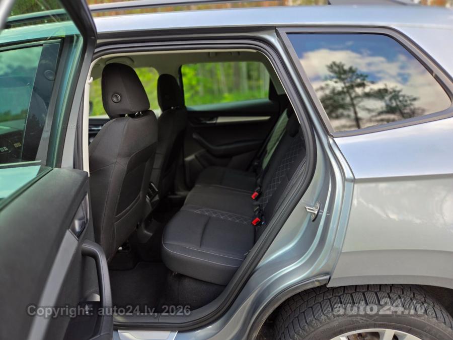 Grey Skoda Karoq 2018 in Tallinn, with an engine capacity of 1.60 L and mileage of 88 thousand km for 17800 €, photo 11 on AUTOMOTO.COM.LV