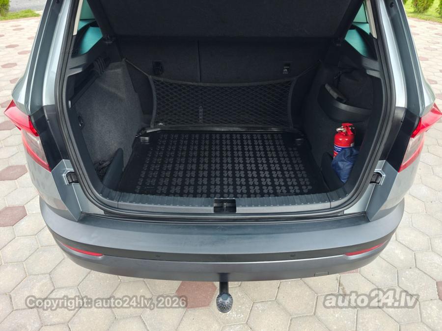 Pelēks Skoda Karoq 2019 Paide, ar dzinēja tilpumu 1.60 L un nobraukumu 127 tūkst. km par 17990 €, foto 10 vietnē AUTOMOTO.COM.LV