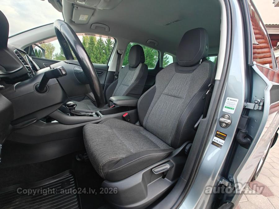 Pelēks Skoda Karoq 2019 Paide, ar dzinēja tilpumu 1.60 L un nobraukumu 127 tūkst. km par 17990 €, foto 14 vietnē AUTOMOTO.COM.LV