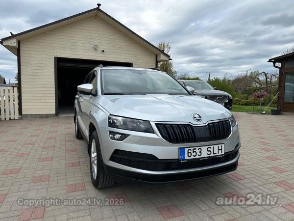 Pelēks Skoda Karoq 2021 Peltsamā, ar dzinēja tilpumu 1.50 L un nobraukumu 41 tūkst. km par 19500 €, foto 1 vietnē AUTOMOTO.COM.LV