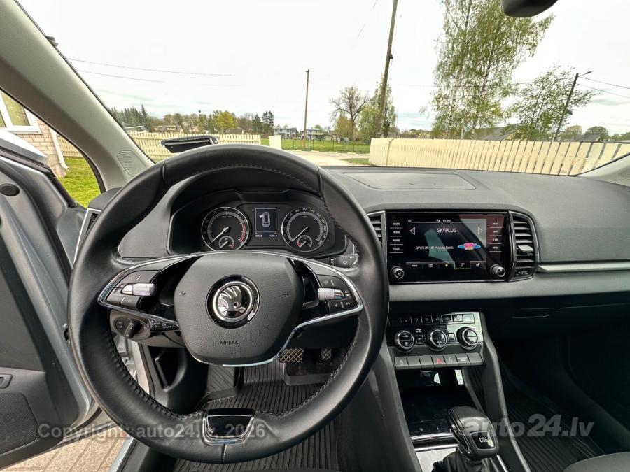 Pelēks Skoda Karoq 2021 Peltsamā, ar dzinēja tilpumu 1.50 L un nobraukumu 41 tūkst. km par 19500 €, foto 9 vietnē AUTOMOTO.COM.LV