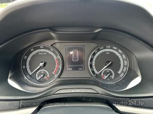 Pelēks Skoda Karoq 2021 Peltsamā, ar dzinēja tilpumu 1.50 L un nobraukumu 41 tūkst. km par 19500 €, foto 10 vietnē AUTOMOTO.COM.LV