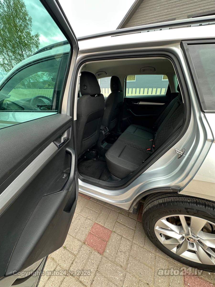 Pelēks Skoda Karoq 2021 Peltsamā, ar dzinēja tilpumu 1.50 L un nobraukumu 41 tūkst. km par 19500 €, foto 13 vietnē AUTOMOTO.COM.LV
