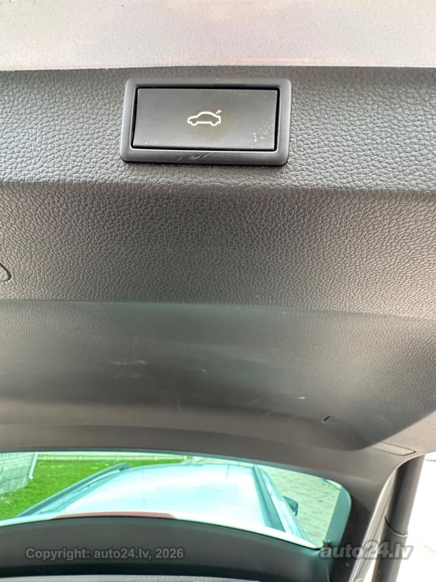Pelēks Skoda Karoq 2021 Peltsamā, ar dzinēja tilpumu 1.50 L un nobraukumu 41 tūkst. km par 19500 €, foto 15 vietnē AUTOMOTO.COM.LV