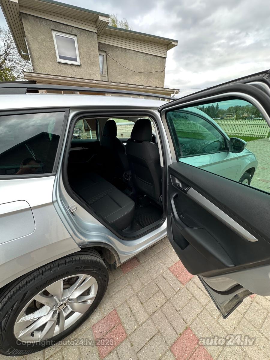 Pelēks Skoda Karoq 2021 Peltsamā, ar dzinēja tilpumu 1.50 L un nobraukumu 41 tūkst. km par 19500 €, foto 17 vietnē AUTOMOTO.COM.LV
